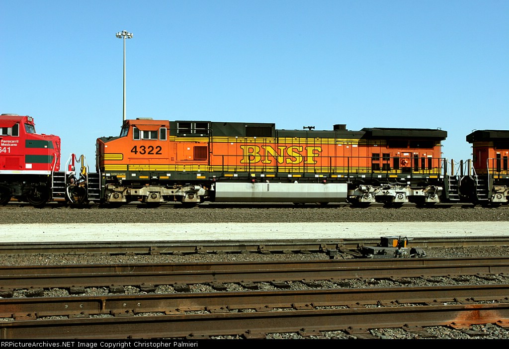 BNSF 4322